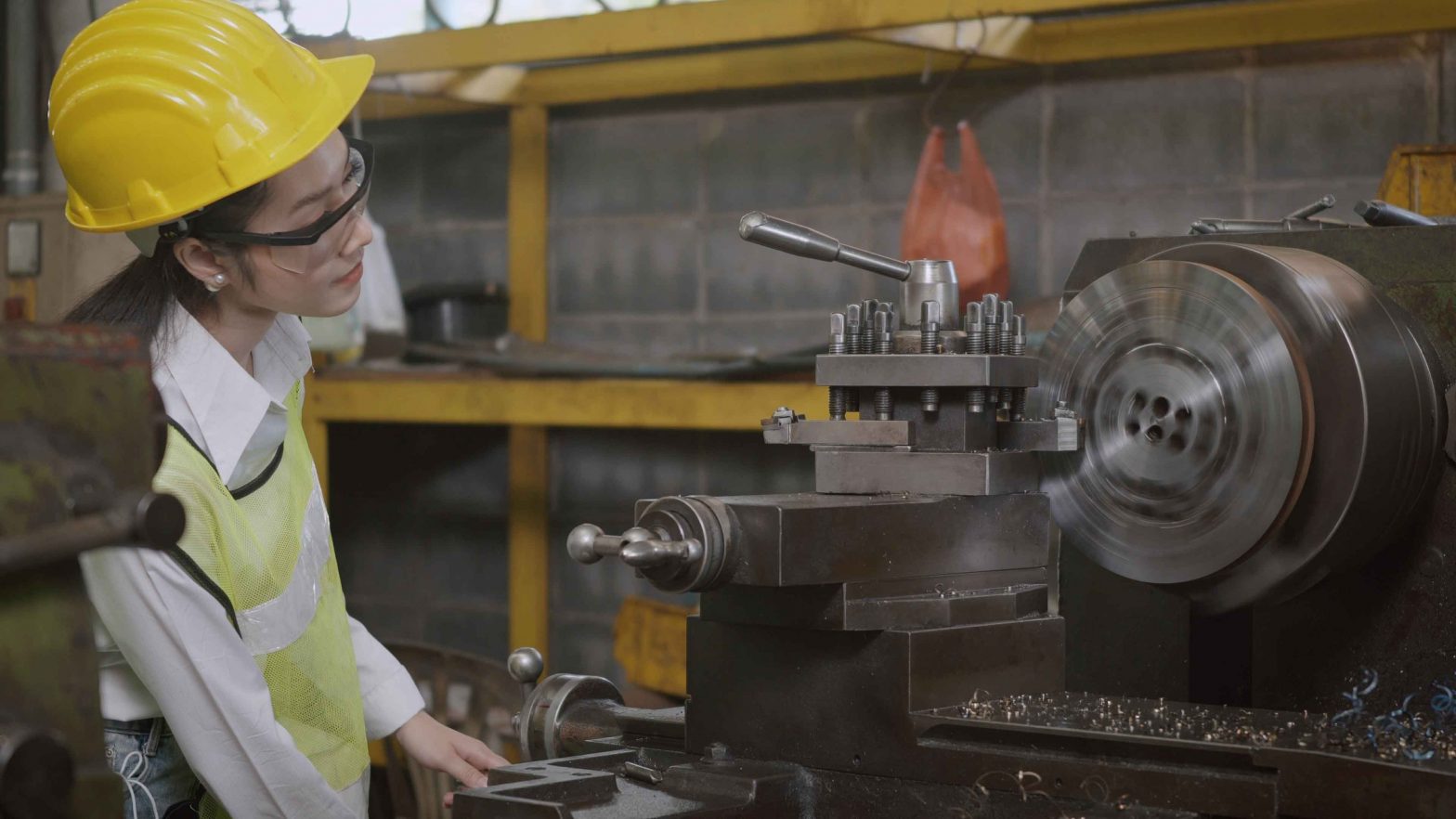 Metalworking Scholarships | Careers in Metalworking | Macon Trust